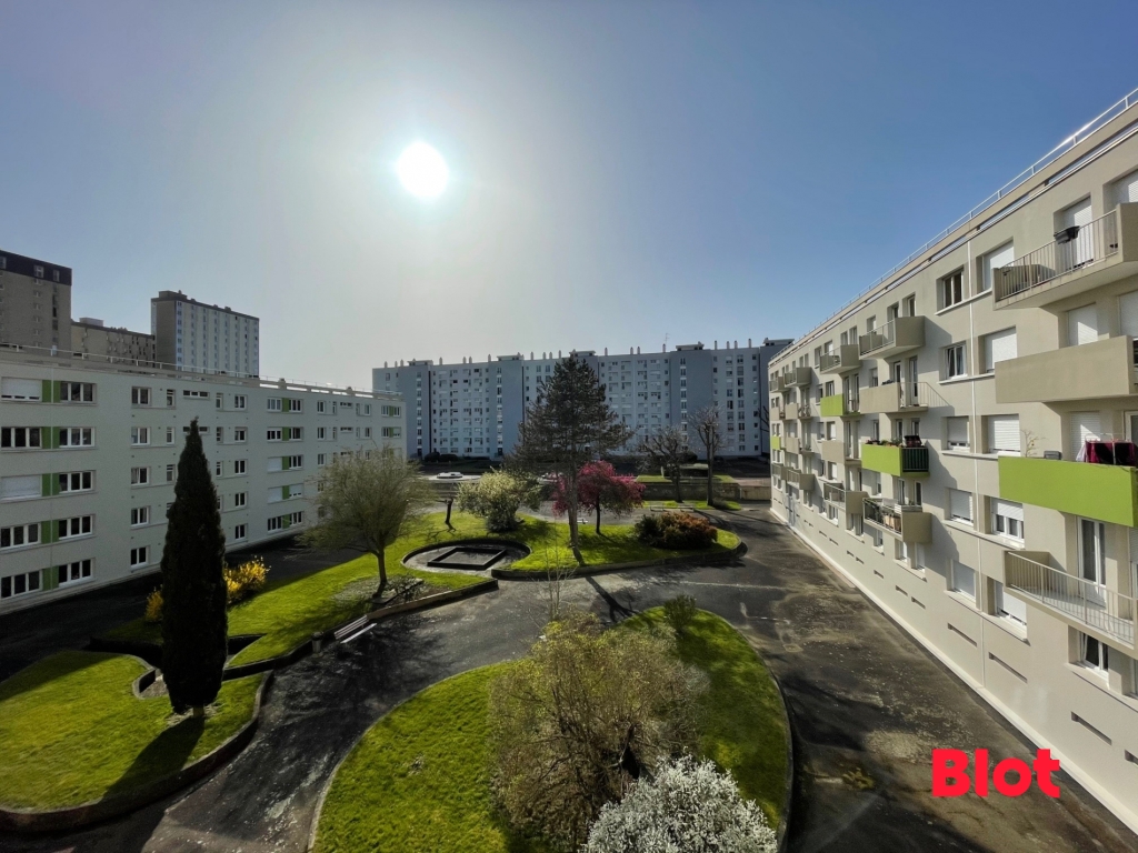A LOUER / RENNES VILLEJEAN - T3 MEUBLE - 968€ CC - CAVE, BALCON ...