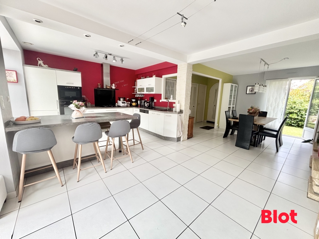 NOUVELLE MAISON A VENDRE SUR DOMLOUP PAR BLOT CHANTEPIE (#209218 ...
