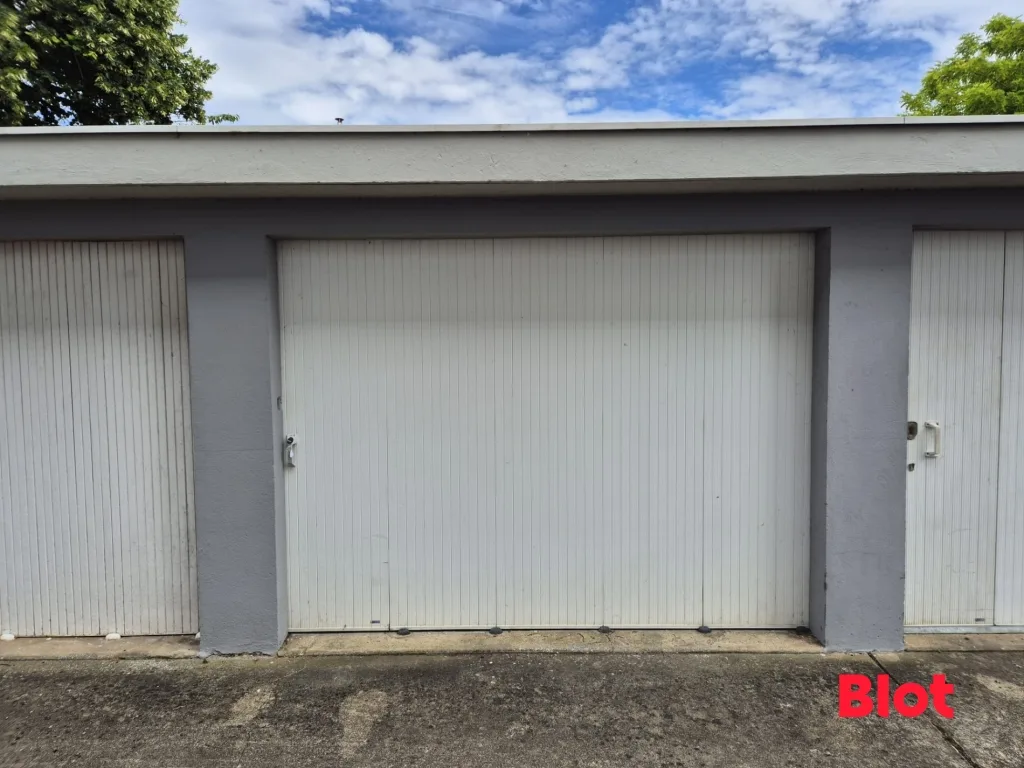 A LOUER / RENNES VILLEJEAN - GARAGE 75€ (#216518 - NG7479LC) | Blot